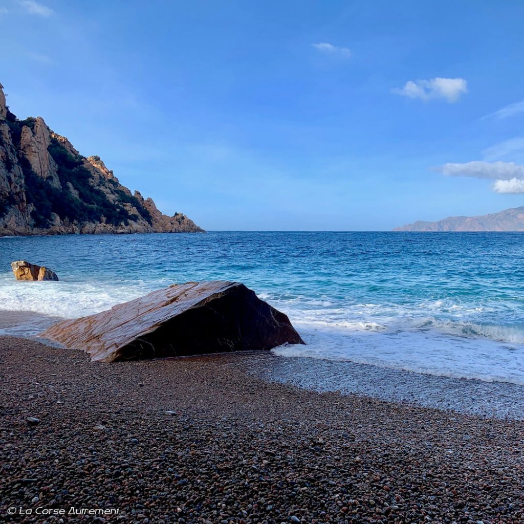 Le village de Piana en Corse et ses Calanques, un incontournable