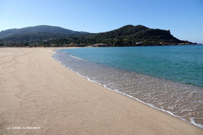 La plage de Portigliolo dans le golfe du Valinco