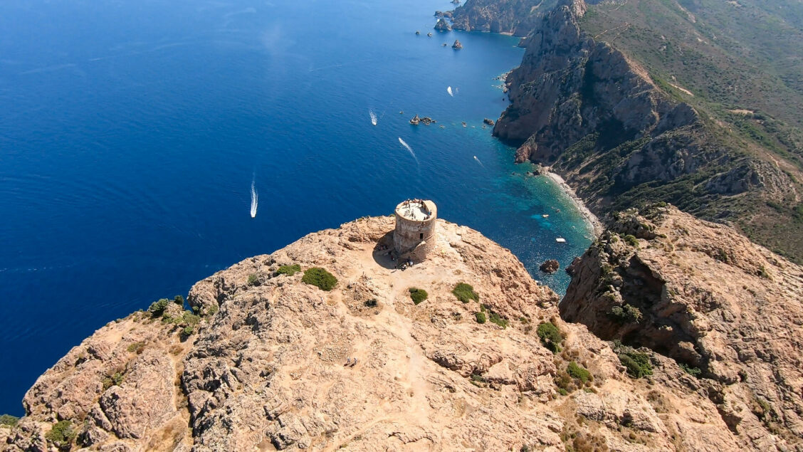 Balade virtuelle en Corse, vers la tour de Turghiu du Capo Rosso