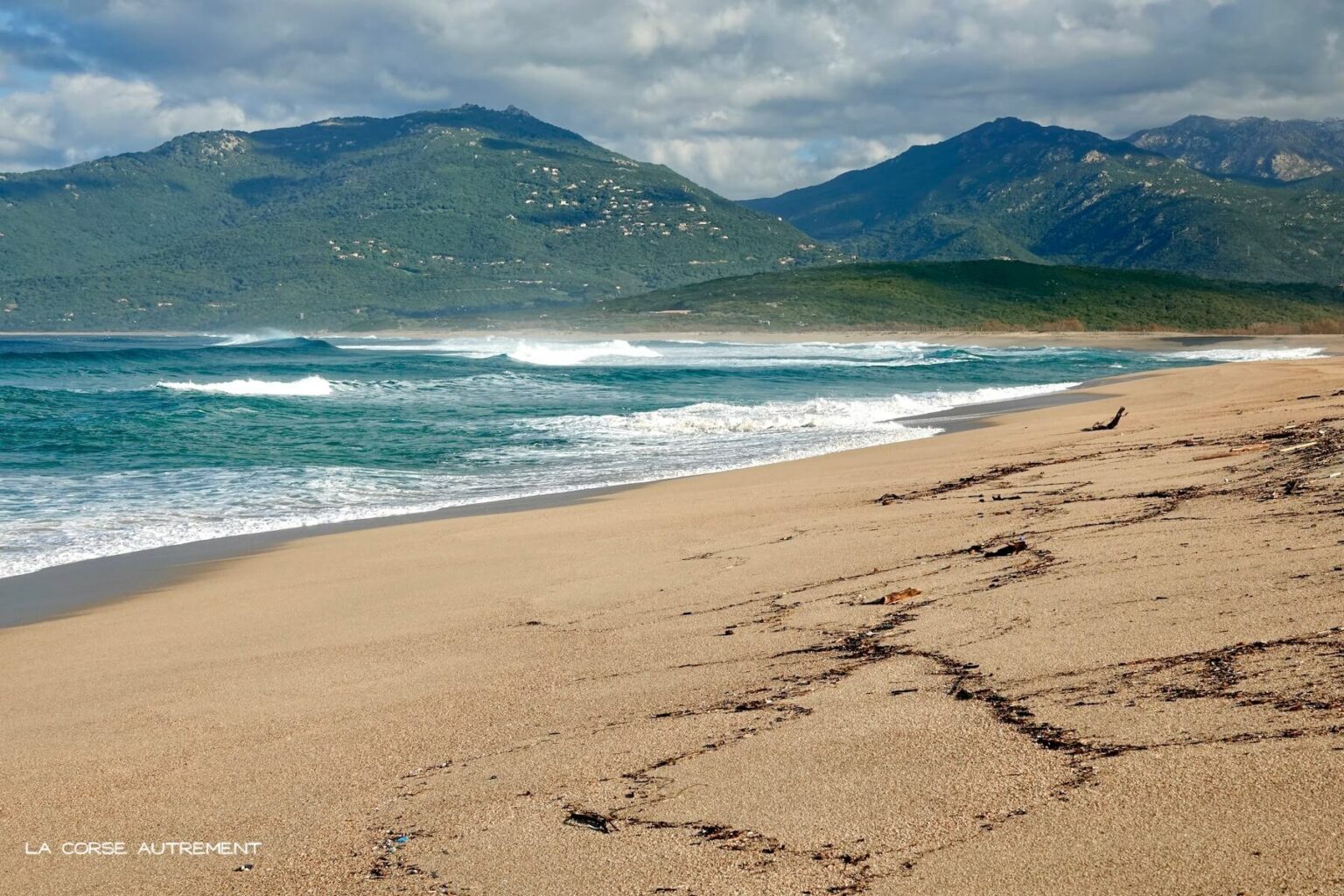 La plage de Portigliolo dans le golfe du Valinco