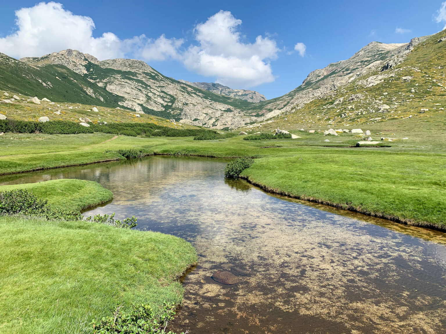 A Piuma, randonnées découvertes et insolites en Corse
